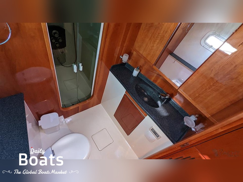 2005 Alliaura Marine Privilege 585 for sale. View price, photos and Buy ...