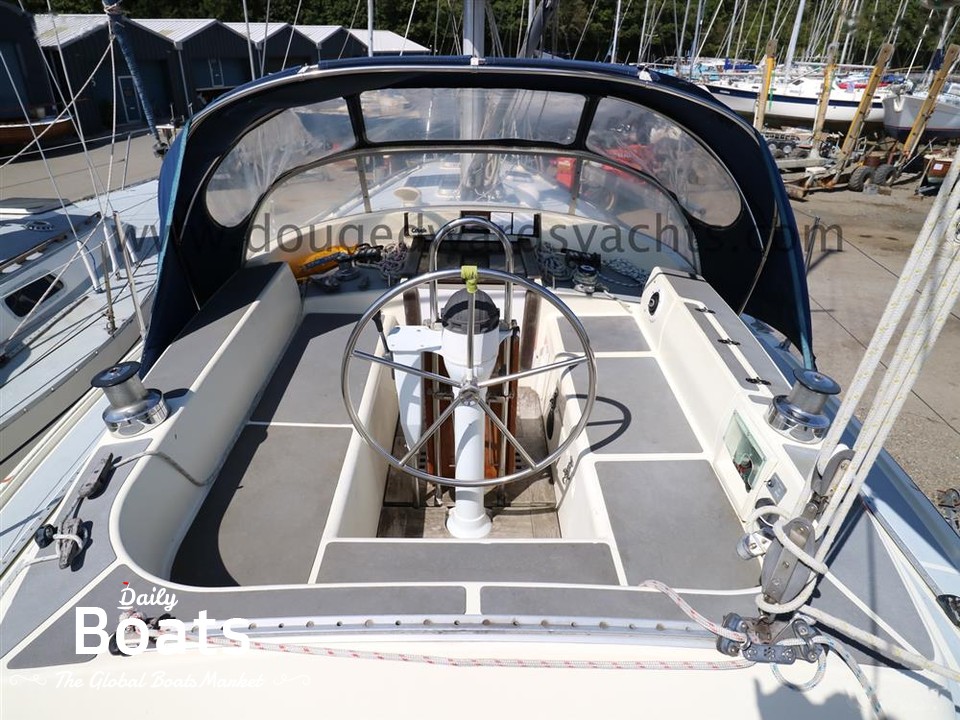 1990 Westerly Seahawk 35 for sale. View price, photos and Buy 1990 ...