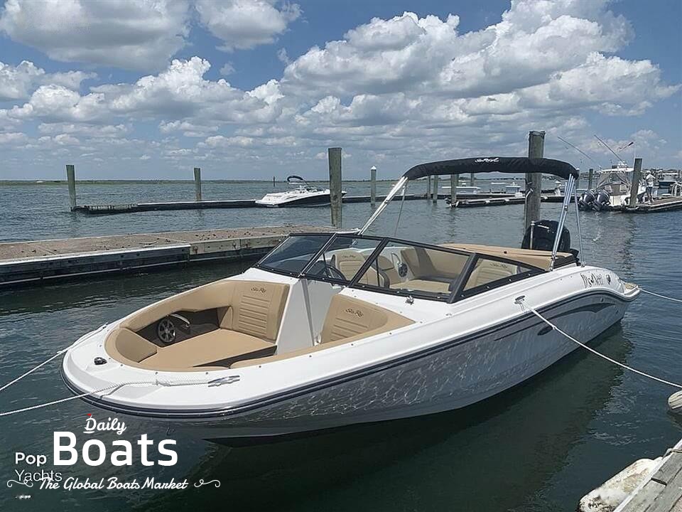 2020 Sea Ray Boats 210 for sale. View price, photos and Buy 2020 Sea ...