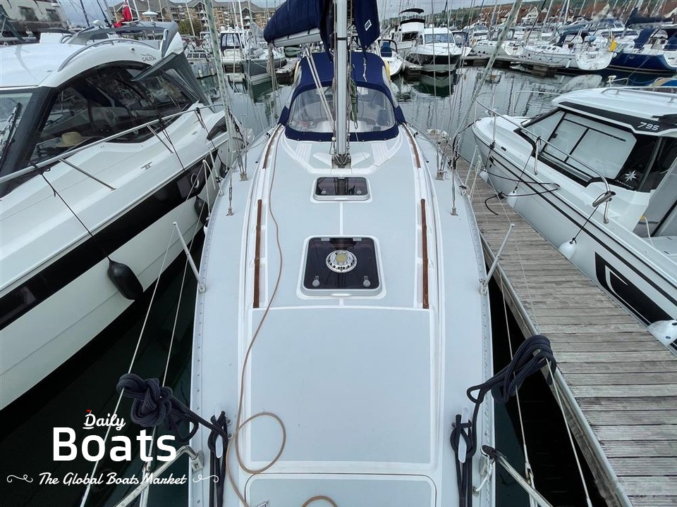 1991 Moody 35 Cc for sale. View price, photos and Buy 1991 Moody 35 Cc ...