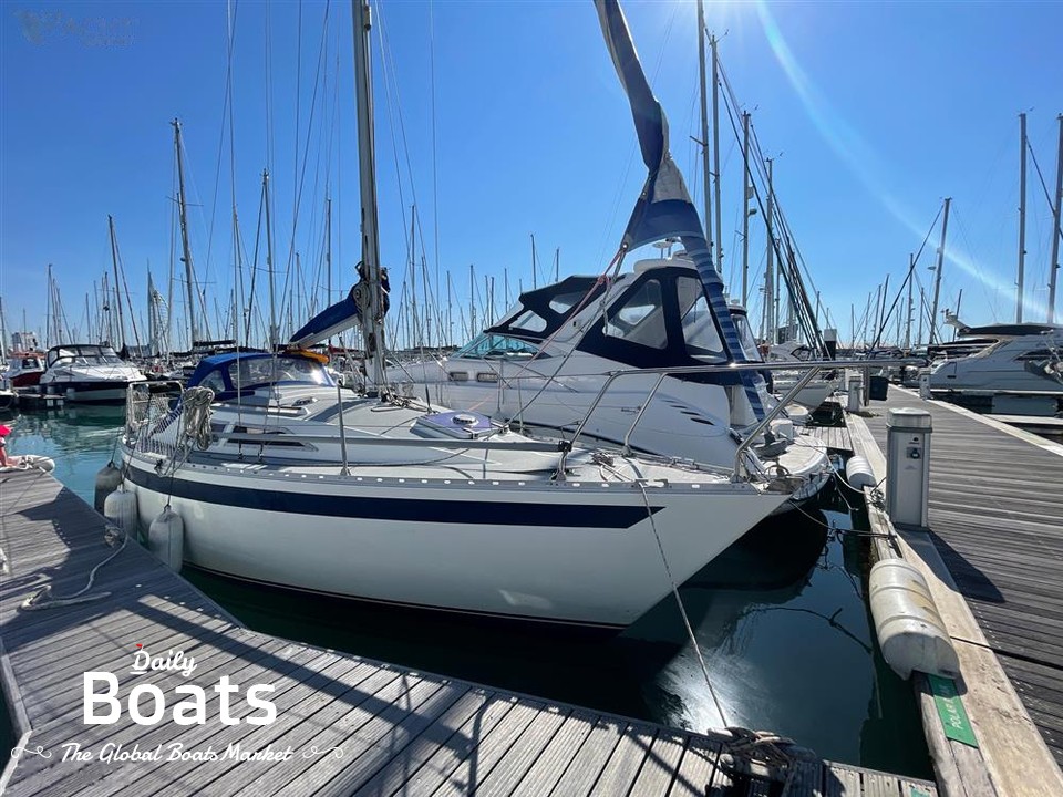 1982 Moody 27 for sale. View price, photos and Buy 1982 Moody 27 #378982