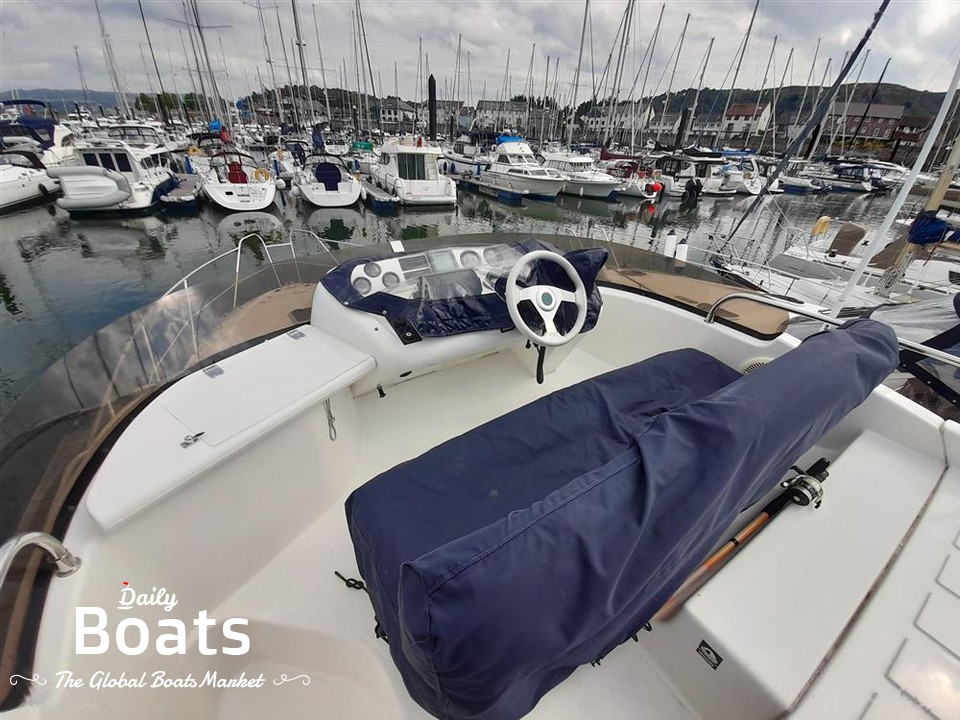 2000 Sealine F33 for sale. View price, photos and Buy 2000 Sealine F33 ...