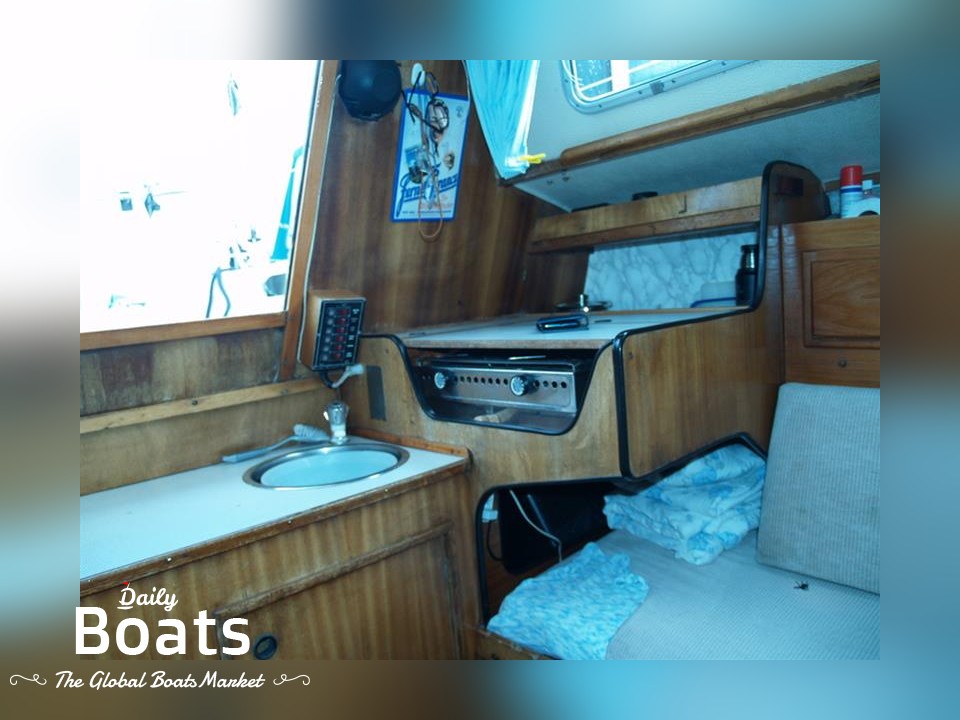 1976 Granada 27 for sale. View price, photos and Buy 1976 Granada 27 ...