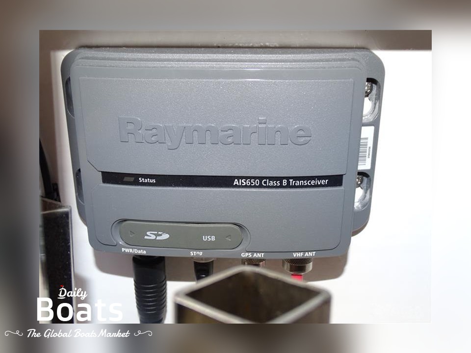 2012 Sealine Sc42 for sale. View price, photos and Buy 2012 Sealine ...