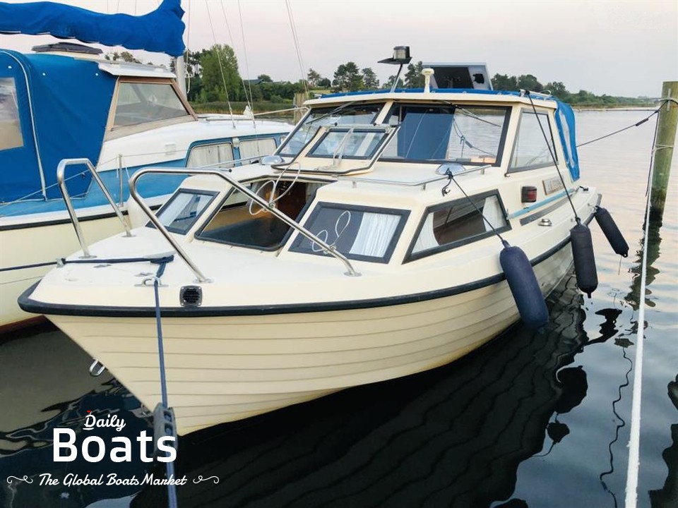 1989 Uttern 6300 till salu. Visa pris, bilder och Köpa 1989 Uttern 6300 ...