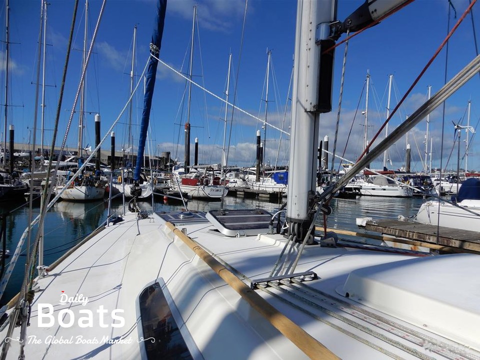 1991 Westerly Storm 33 for sale. View price, photos and Buy 1991 ...