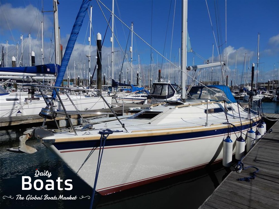 1991 Westerly Storm 33 for sale. View price, photos and Buy 1991 ...