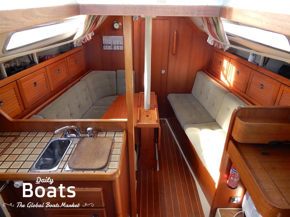 1991 Westerly Storm 33 for sale. View price, photos and Buy 1991 ...