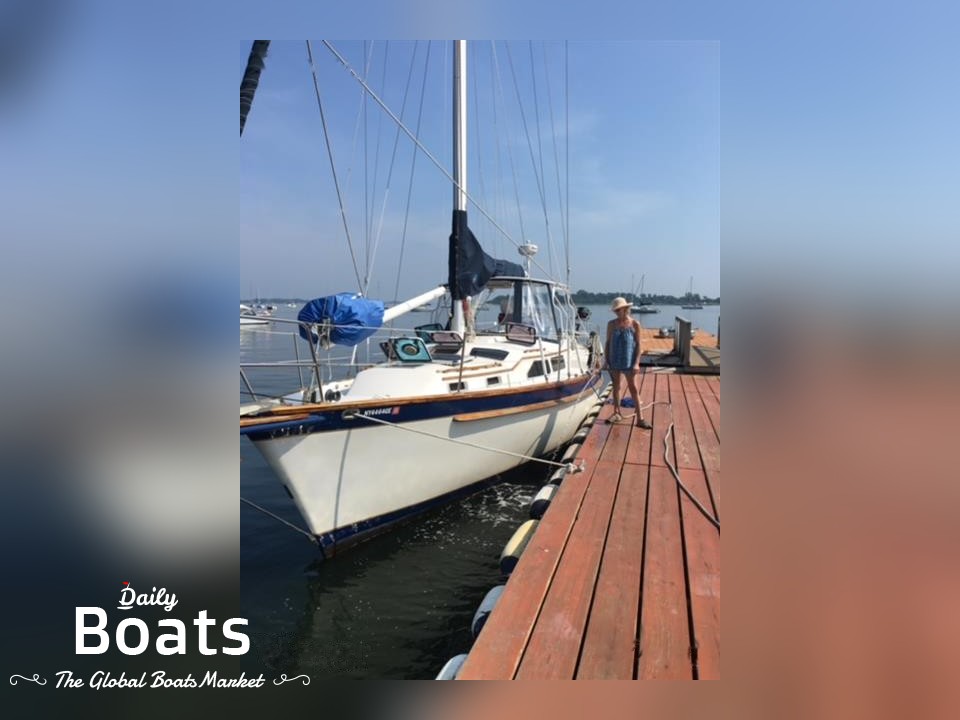 1988 Irwin 38 Center Cockpit Mark Ii Cutter for sale. View price ...
