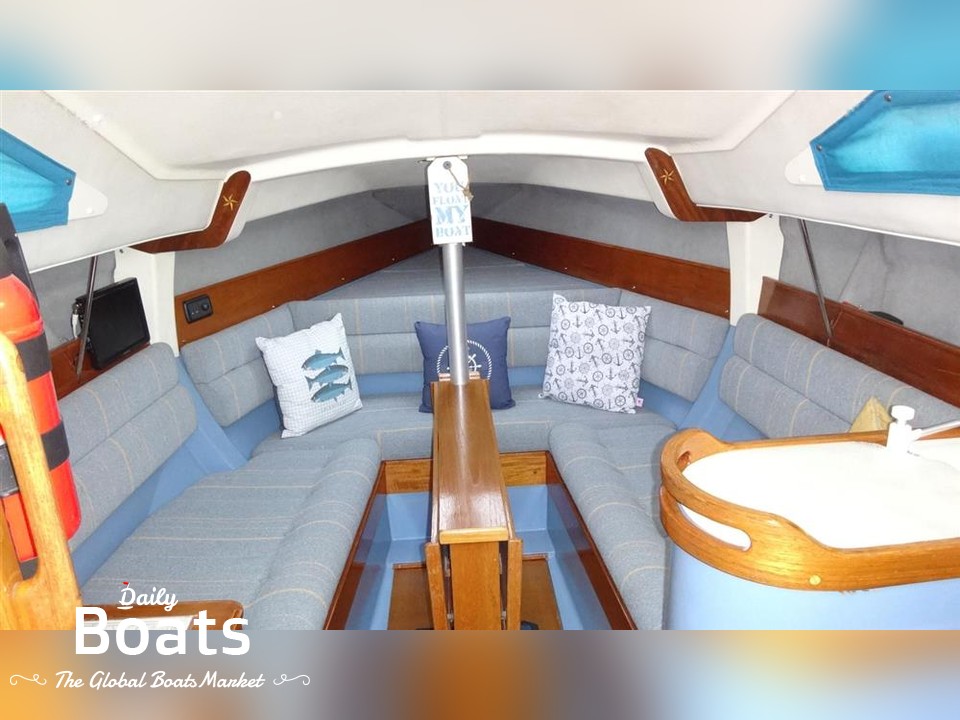 1991 Hunter Horizon 272 for sale. View price, photos and Buy 1991 ...