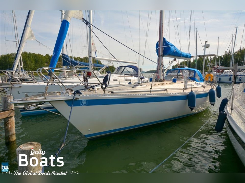 1989 Sweden Yachts 38 for sale. View price, photos and Buy 1989 Sweden ...