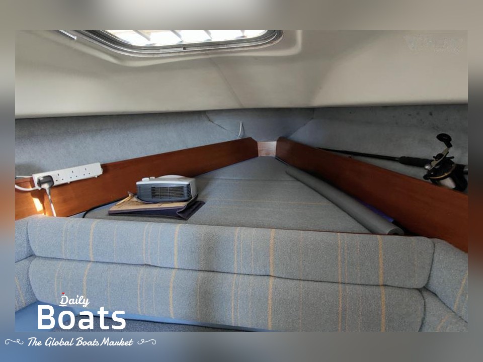 1990 Hunter Horizon 27 for sale. View price, photos and Buy 1990 Hunter ...