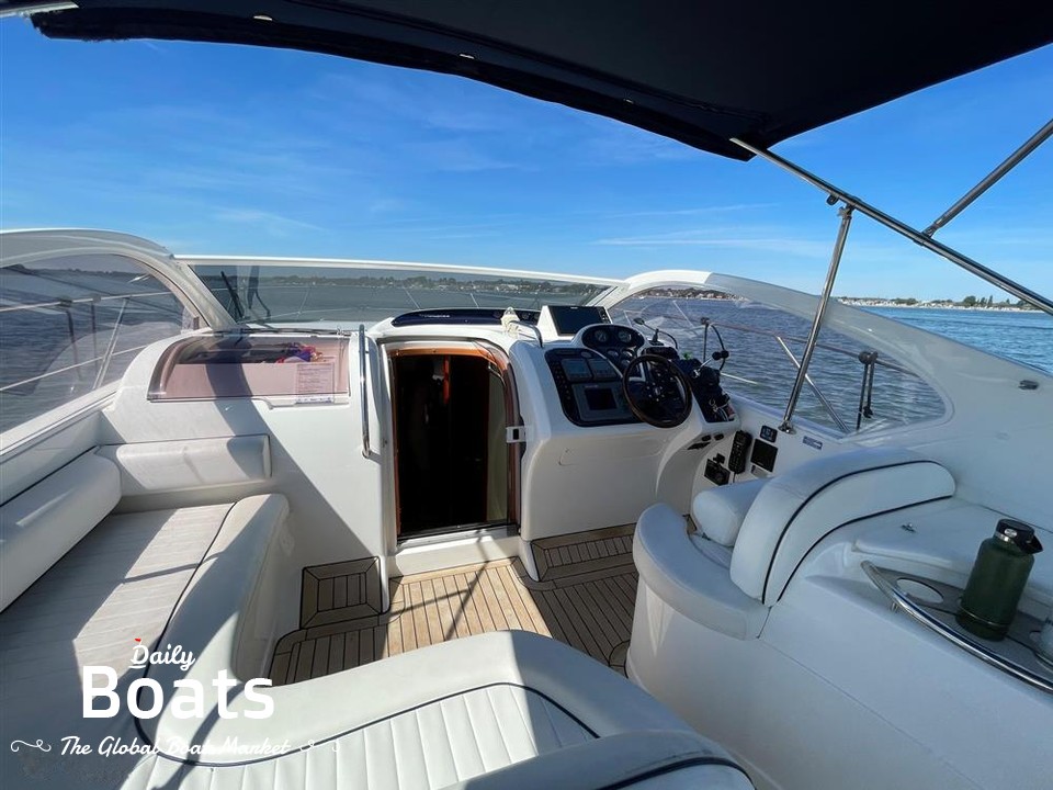 2004 Fairline Targa 34 for sale. View price, photos and Buy 2004 ...