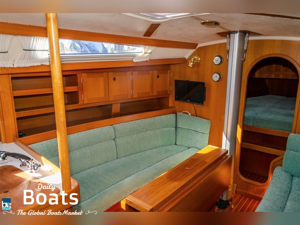 2003 Comfort Yachts Comfortina 35 for sale. View price, photos and Buy ...