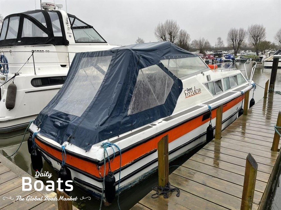 Freedom seamaster 813 for sale - Daily Boats