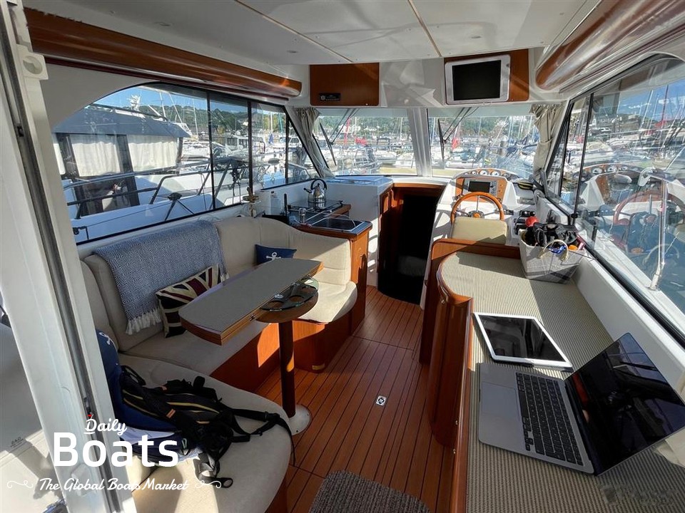 2009 Bénéteau Boats Antares 980 for sale. View price, photos and Buy ...