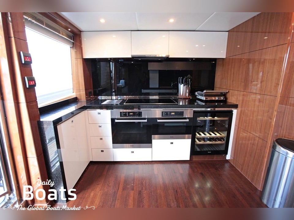 2013 Princess Yachts Princess 32M for sale. View price, photos and Buy ...