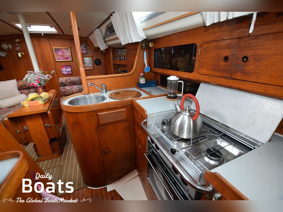 1991 Moody 35 for sale. View price, photos and Buy 1991 Moody 35 #380850