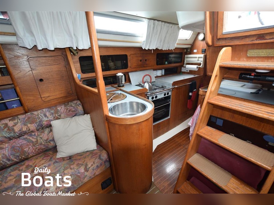 1991 Moody 35 for sale. View price, photos and Buy 1991 Moody 35 #380850