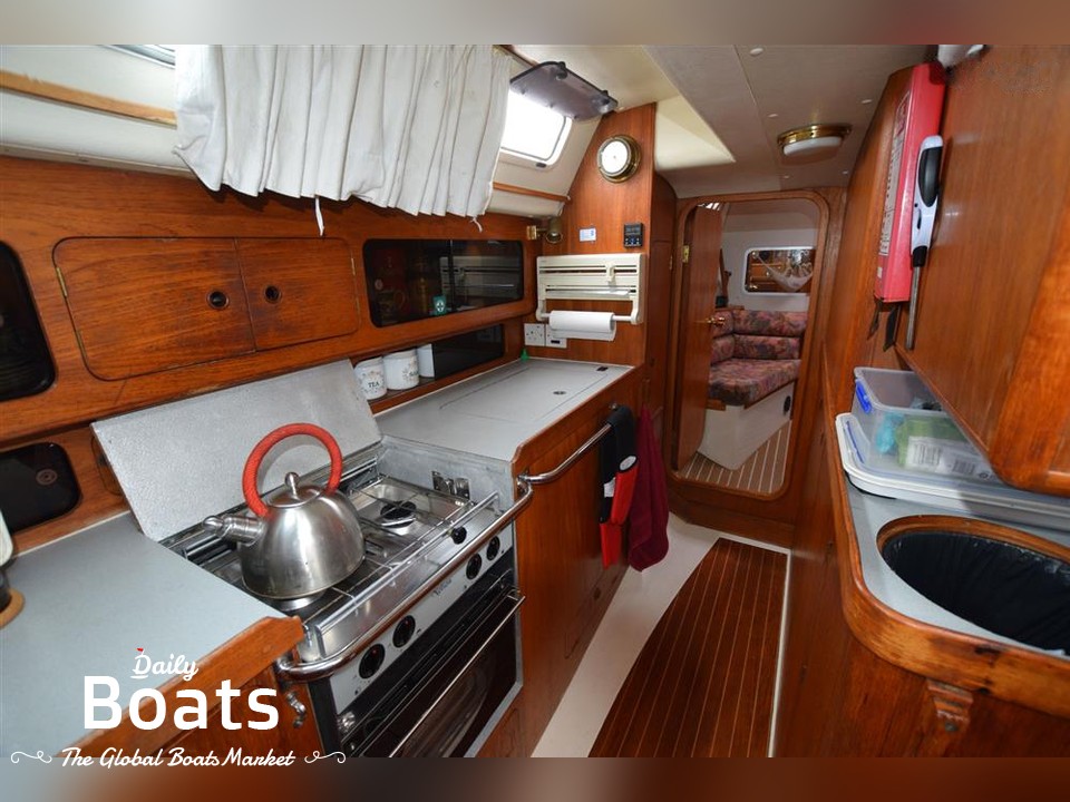 1991 Moody 35 for sale. View price, photos and Buy 1991 Moody 35 #380850