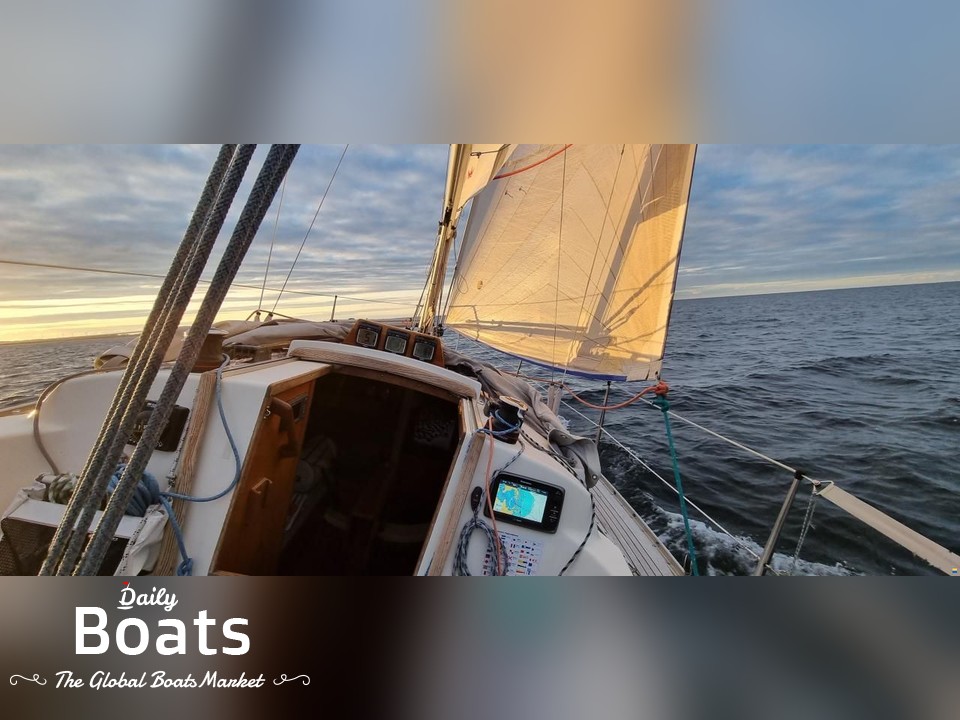 1989 Albin Alpha 29 for sale. View price, photos and Buy 1989 Albin ...