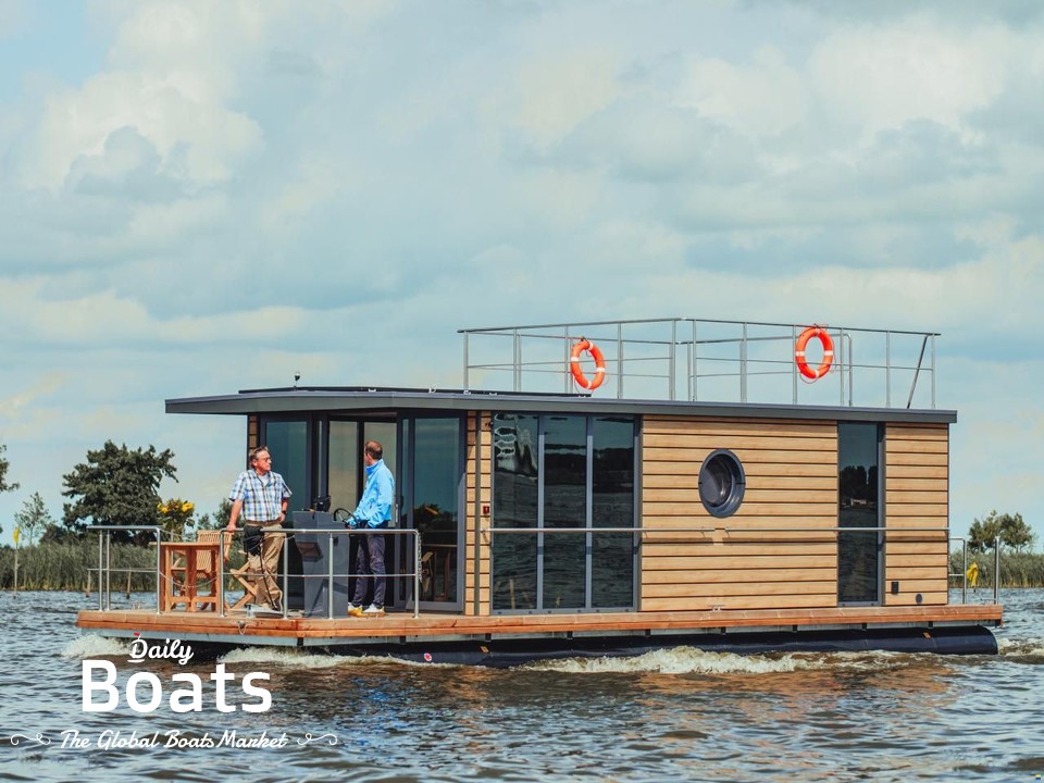 La Mare Houseboats Apartboat for sale. View price, photos and Buy La ...