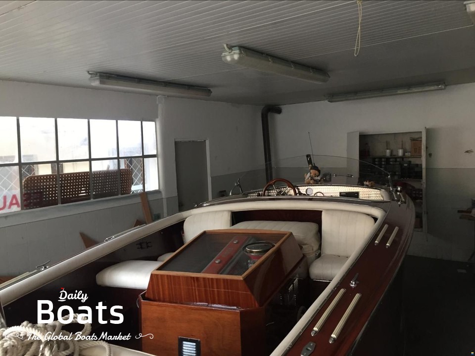 1958 Ex Taxi Del Lago Di Garda In Mogano for sale. View price, photos ...