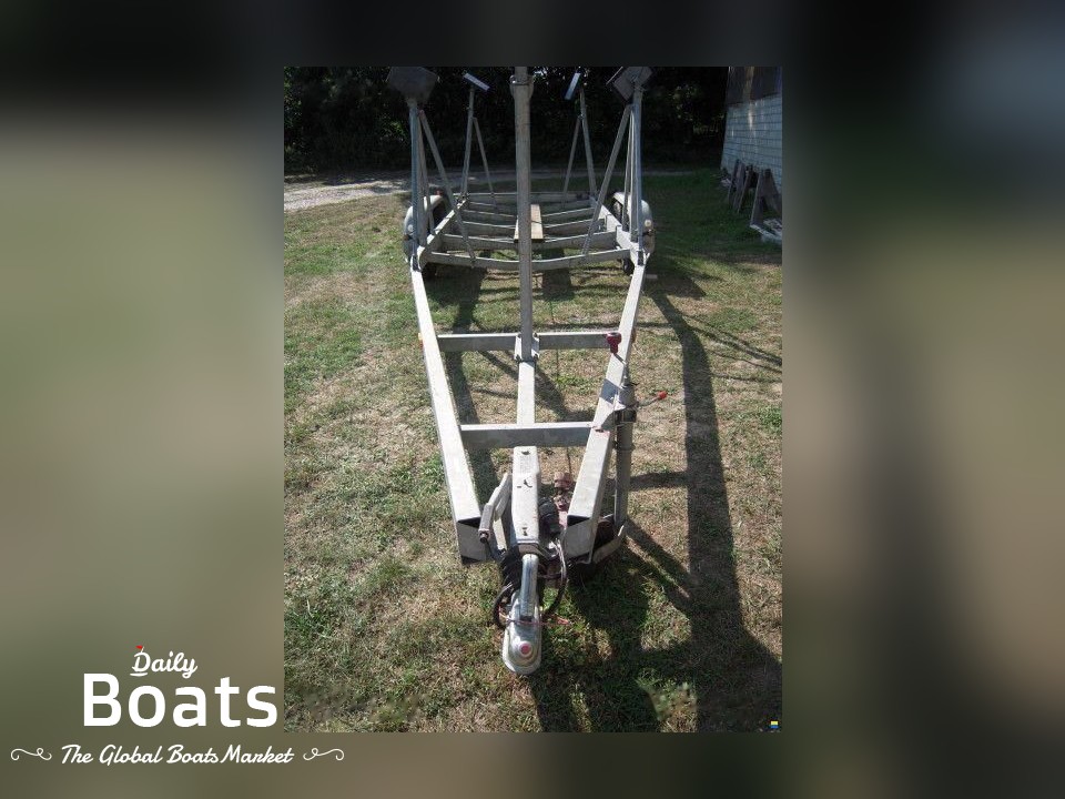 1972 Defender 27 for sale. View price, photos and Buy 1972 Defender 27 ...