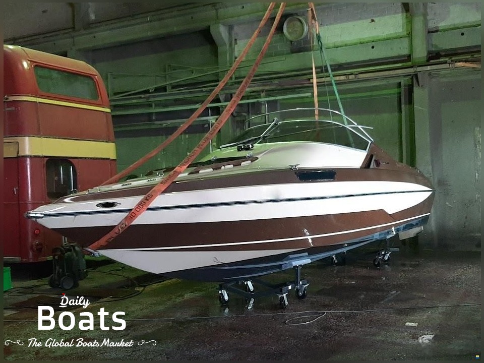 Glastron Carlson Cv 27 for sale. View price, photos and Buy Glastron ...