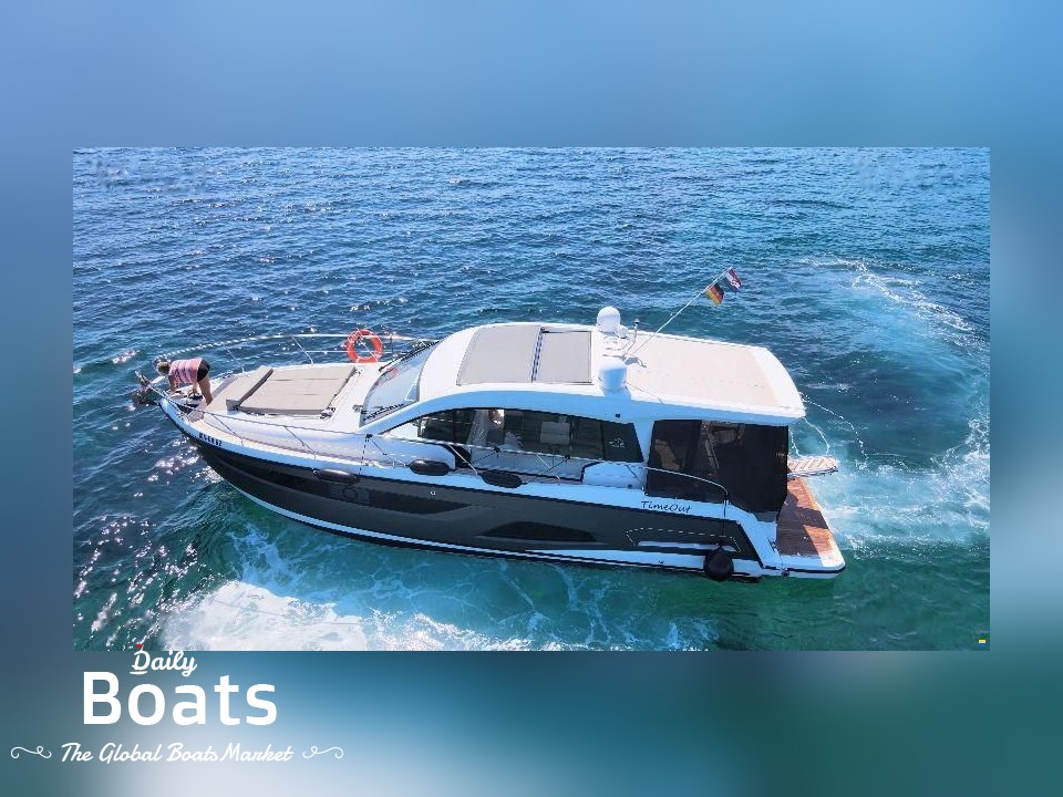 2020 Sealine C390 for sale. View price, photos and Buy 2020 Sealine ...