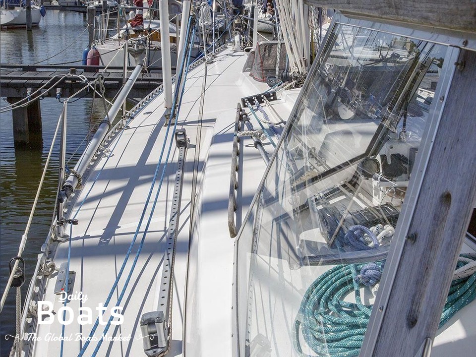 1985 Contest 36S for sale. View price, photos and Buy 1985 Contest 36S ...