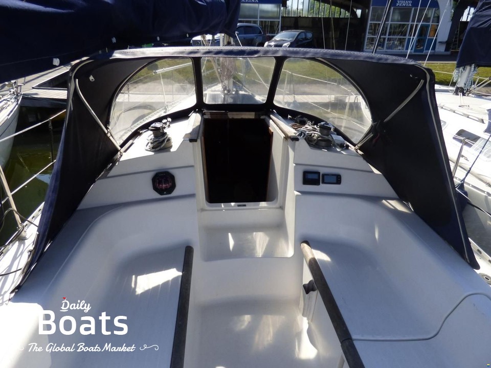 1998 Dufour 30 Classic for sale. View price, photos and Buy 1998 Dufour ...