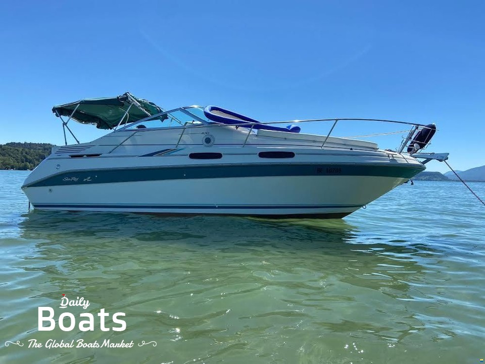 Sea Ray 230 Da Signature for sale. View price, photos and Buy Sea Ray ...