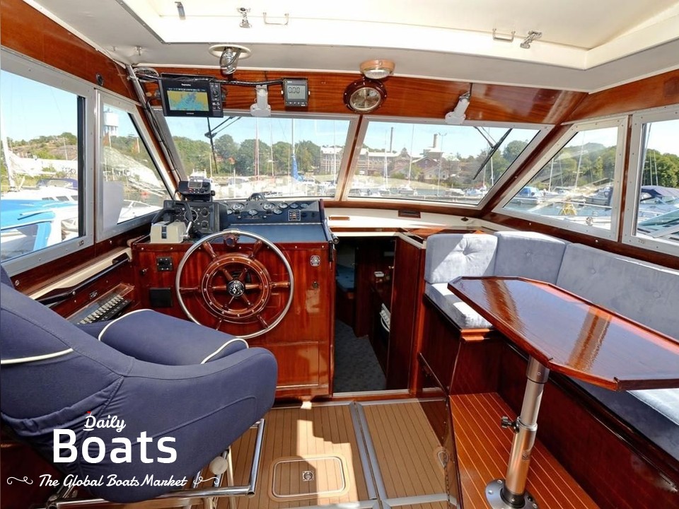 1981 Storebro Royal Cruiser 31 Biscay for sale. View price, photos and ...