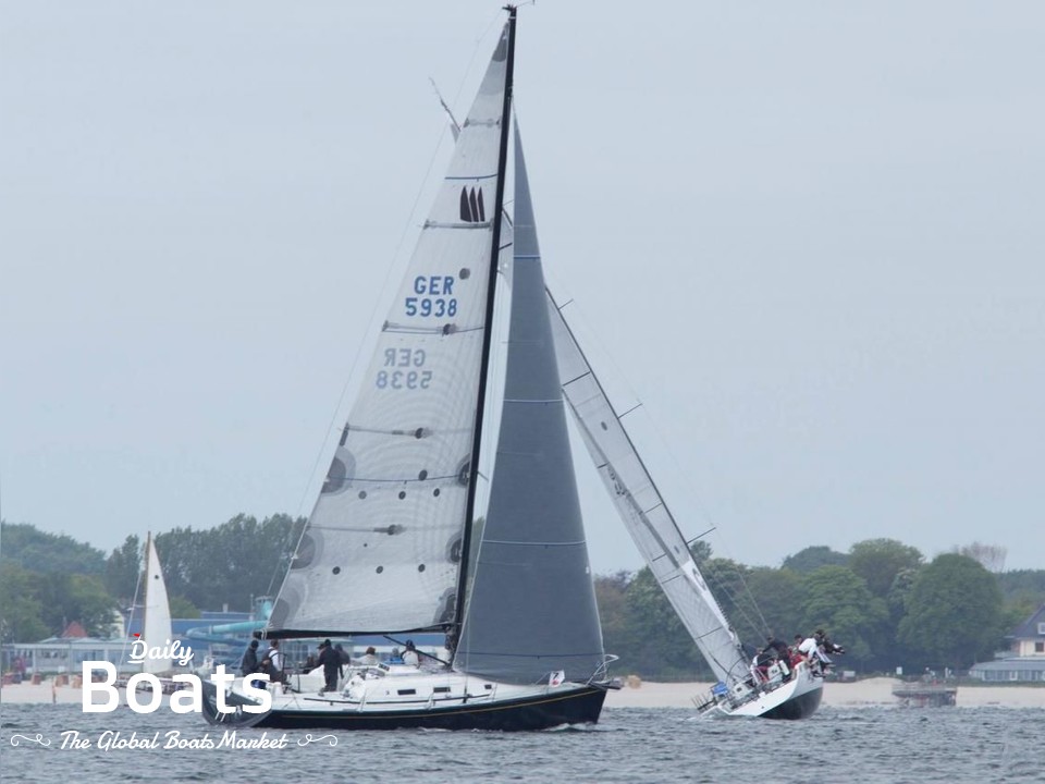 1999 Seaquest Prima 38 for sale. View price, photos and Buy 1999 ...