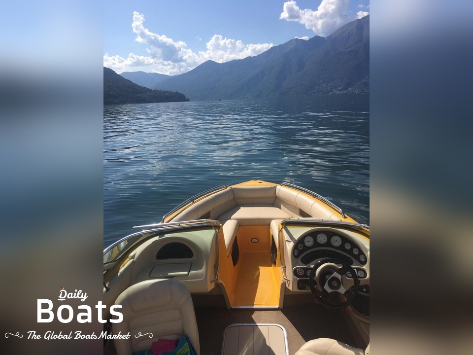 2001 Mariah 222 Shabah for sale. View price, photos and Buy 2001 Mariah ...