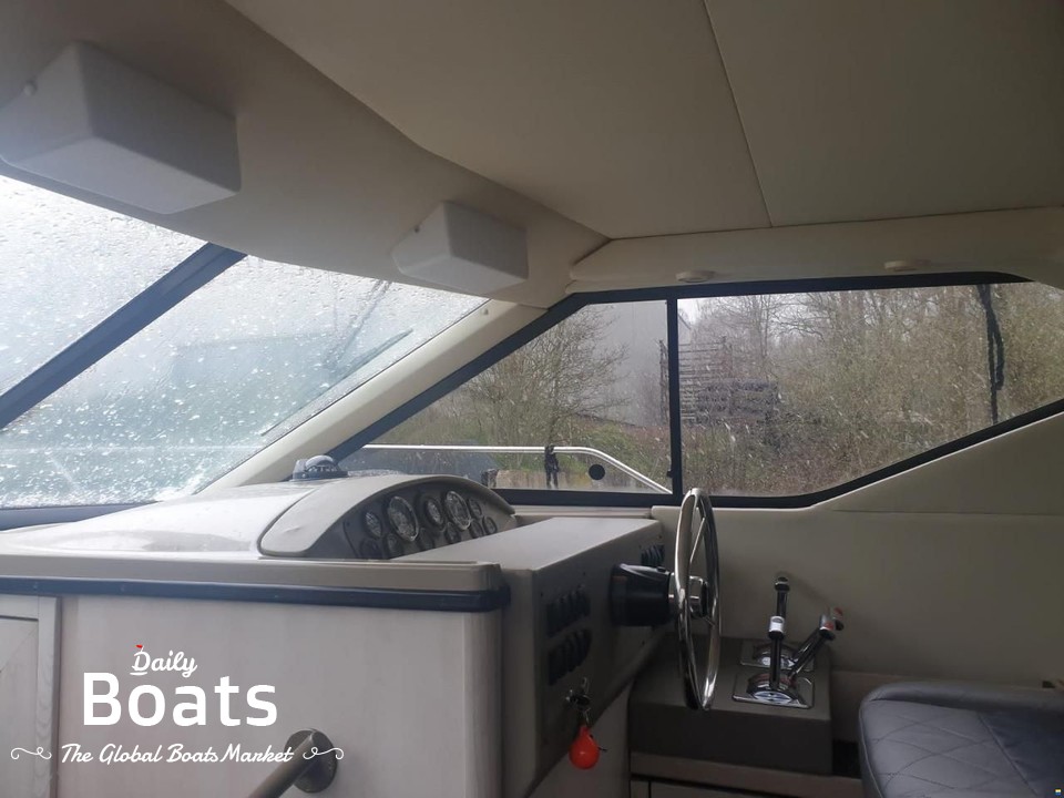 1996 Bayliner 3058 Fly for sale. View price, photos and Buy 1996 ...