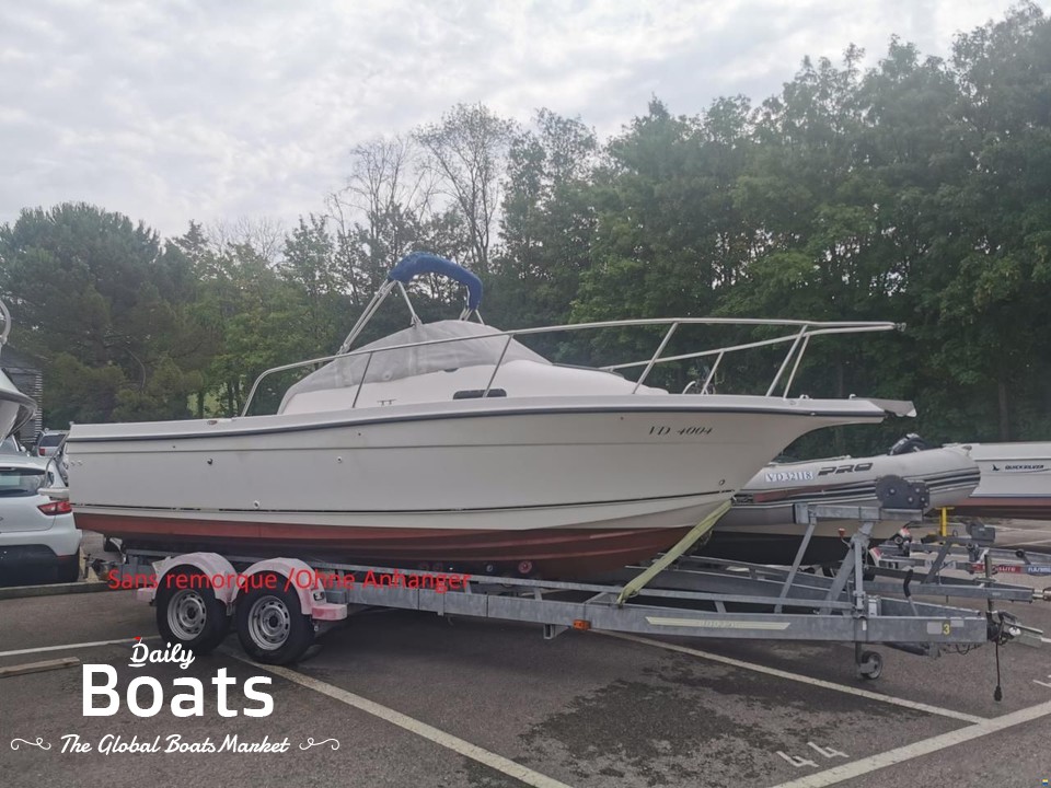2004 Bayliner Trophy 2052 for sale. View price, photos and Buy 2004 ...