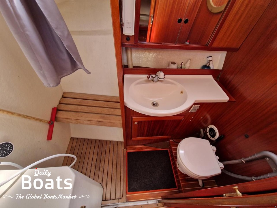 1997 Najad 37 Trawler for sale. View price, photos and Buy 1997 Najad ...