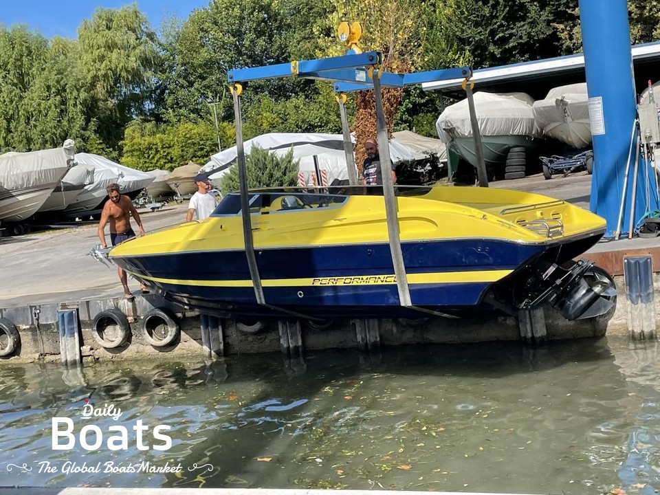 2001 Performance 607 for sale. View price, photos and Buy 2001 ...
