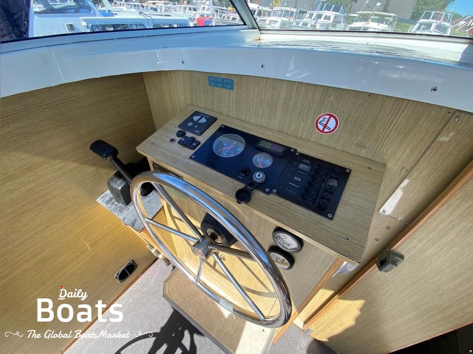 1990 Freeman 27 Ok for sale. View price, photos and Buy 1990 Freeman 27 ...