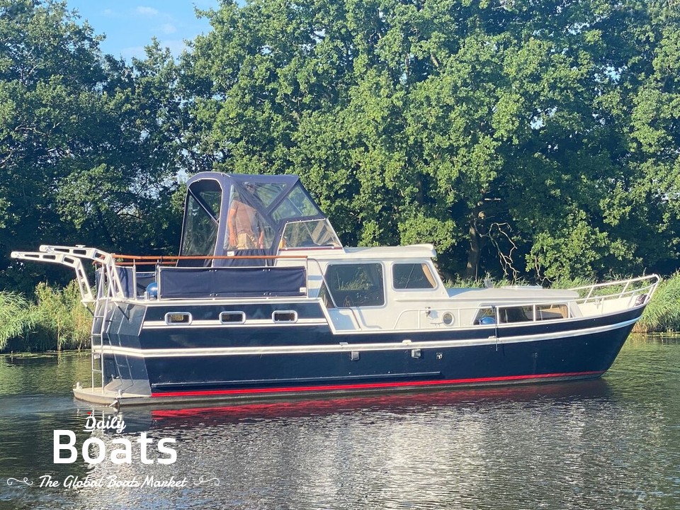 1988 Crown Kruiser 1050 for sale. View price, photos and Buy 1988 Crown ...