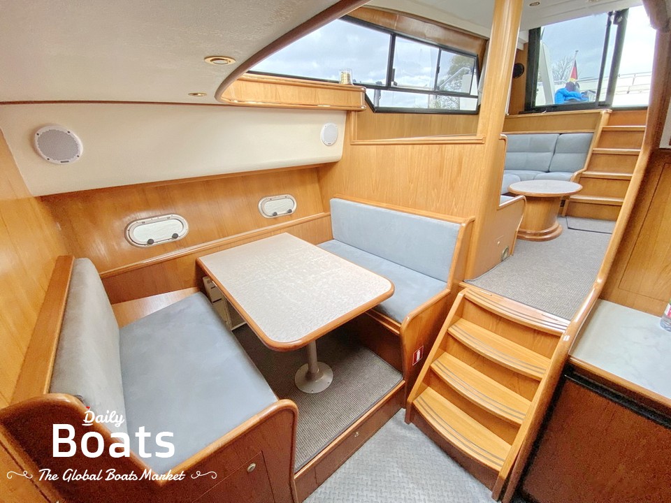 1998 Neptunus 108 Ak Fly for sale. View price, photos and Buy 1998 ...