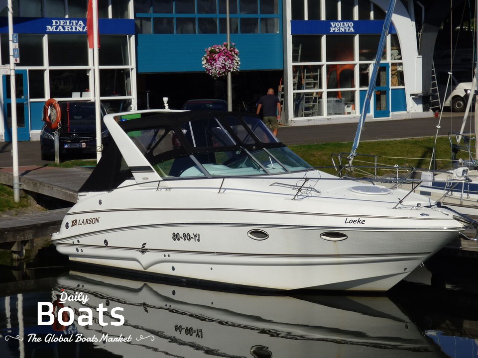 2004 Larson Cabrio 274 for sale. View price, photos and Buy 2004 Larson ...