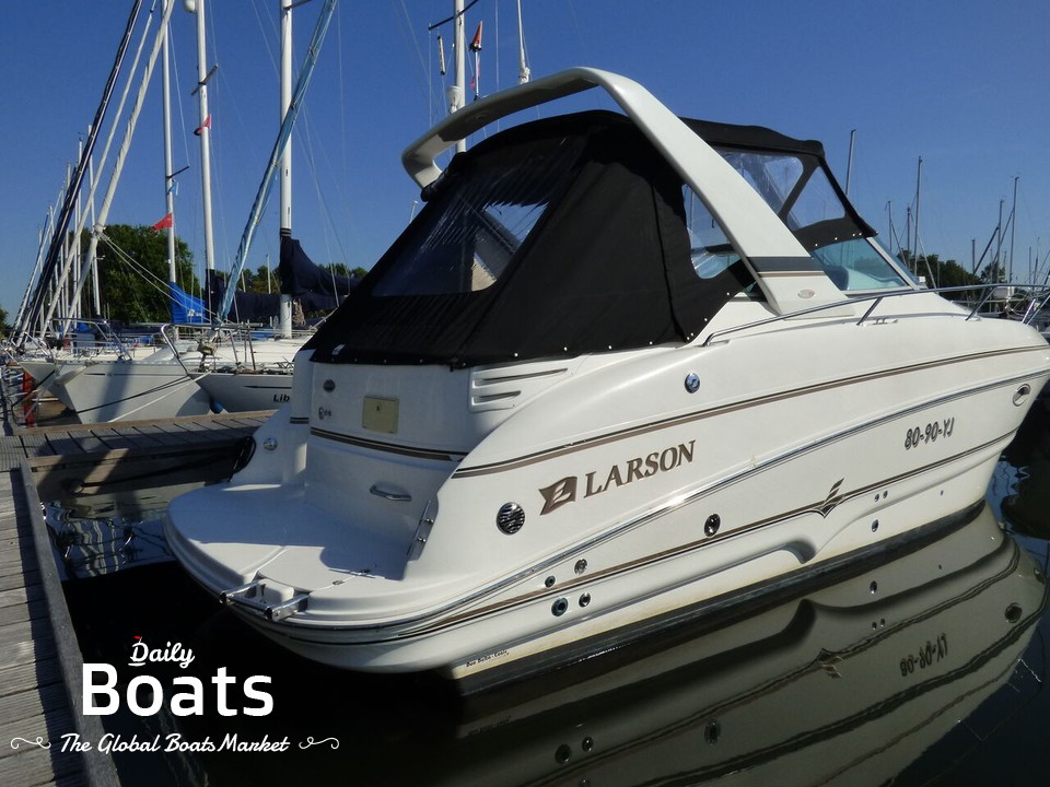 2004 Larson Cabrio 274 for sale. View price, photos and Buy 2004 Larson ...