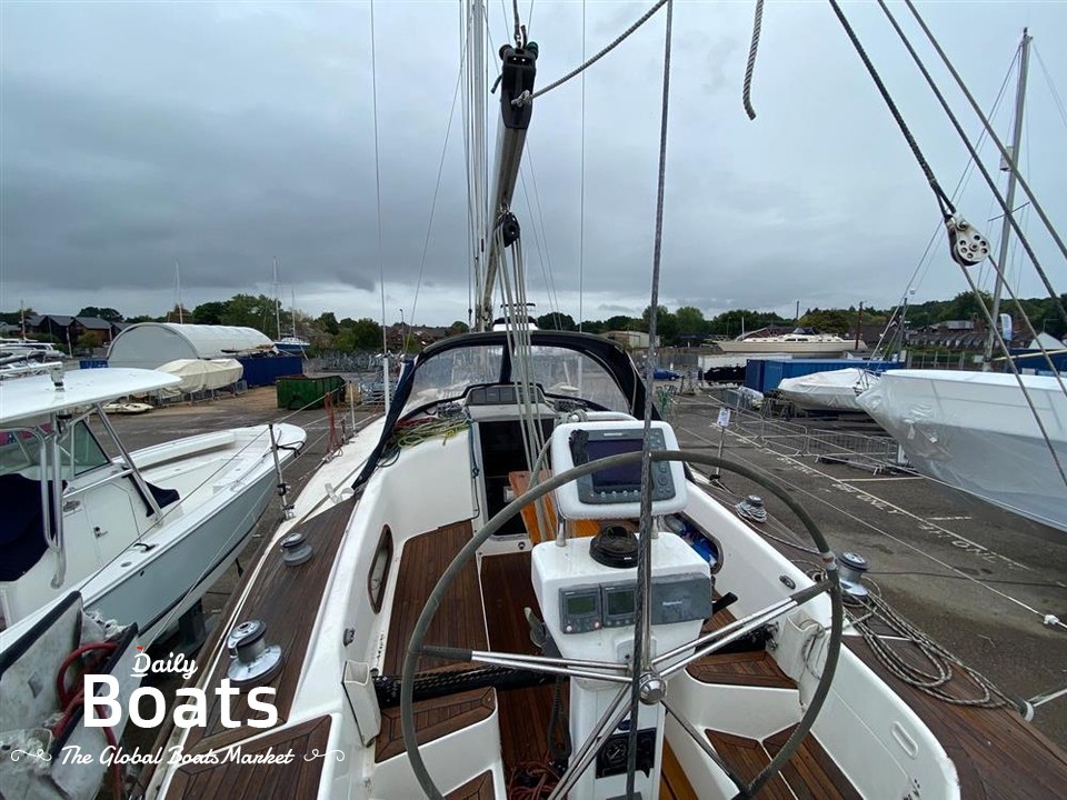 2002 Maxi Yachts 1050 for sale. View price, photos and Buy 2002 Maxi ...