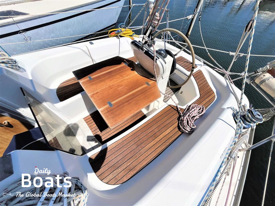 2001 Bavaria 31 Cruiser for sale. View price, photos and Buy 2001 ...