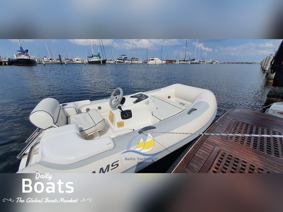 2004 Williams Performance Tenders 285 Jet for sale. View price, photos ...