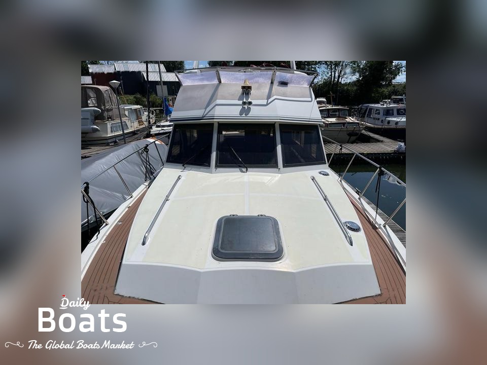 1989 President Yachts 37 Flybridge for sale. View price, photos and Buy ...