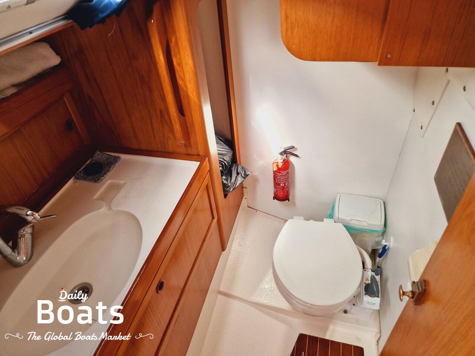 1989 Dynamic 37 for sale. View price, photos and Buy 1989 Dynamic 37 ...